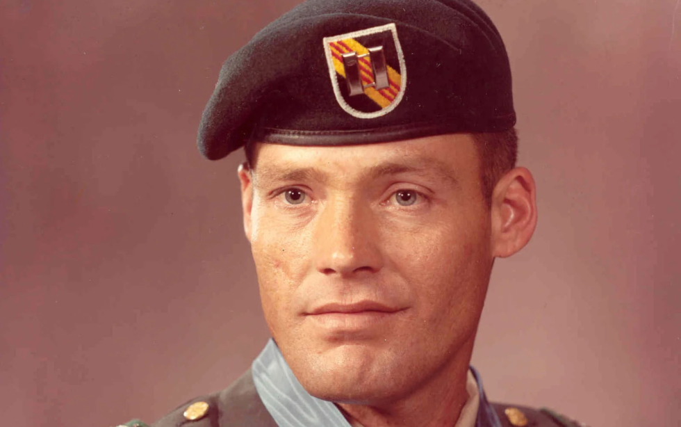 Col. Robert Lewis Howard, U.S. Army (1956-1992) - TogetherWeServed Blog