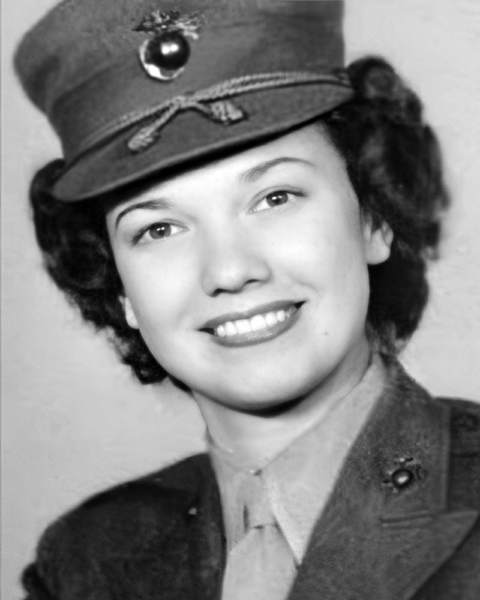 SSgt Bernice Frankel (Bea Arthur), U.S. Marine Corps (1943-1945 ...