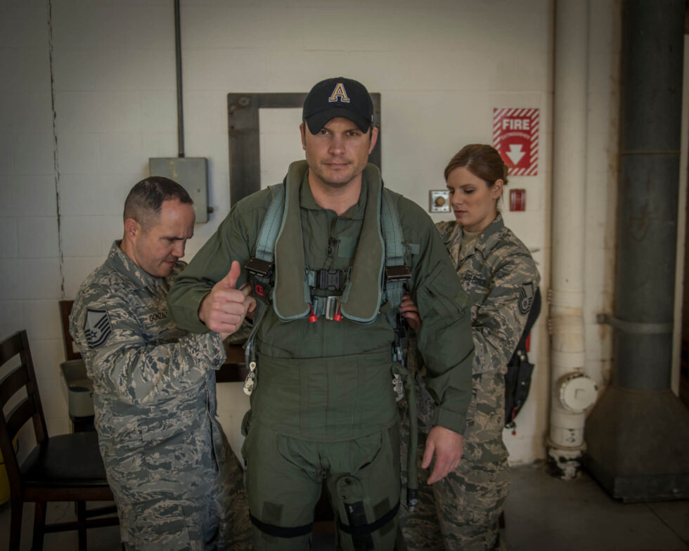 MAJ Pete Hegseth, U.S. Army National Guard (2003-2006, 2010-2014, 2019 ...